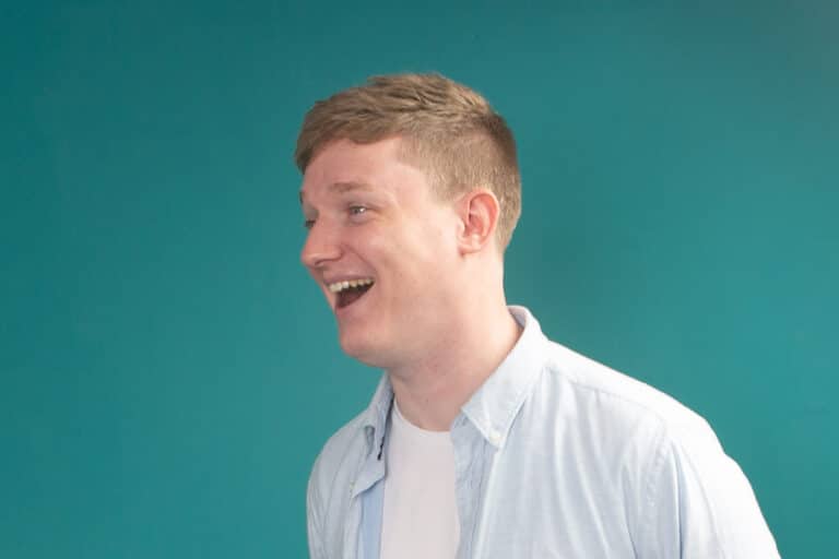 CrowdComms: Technology for Events Virtual, Hybrid & In-person